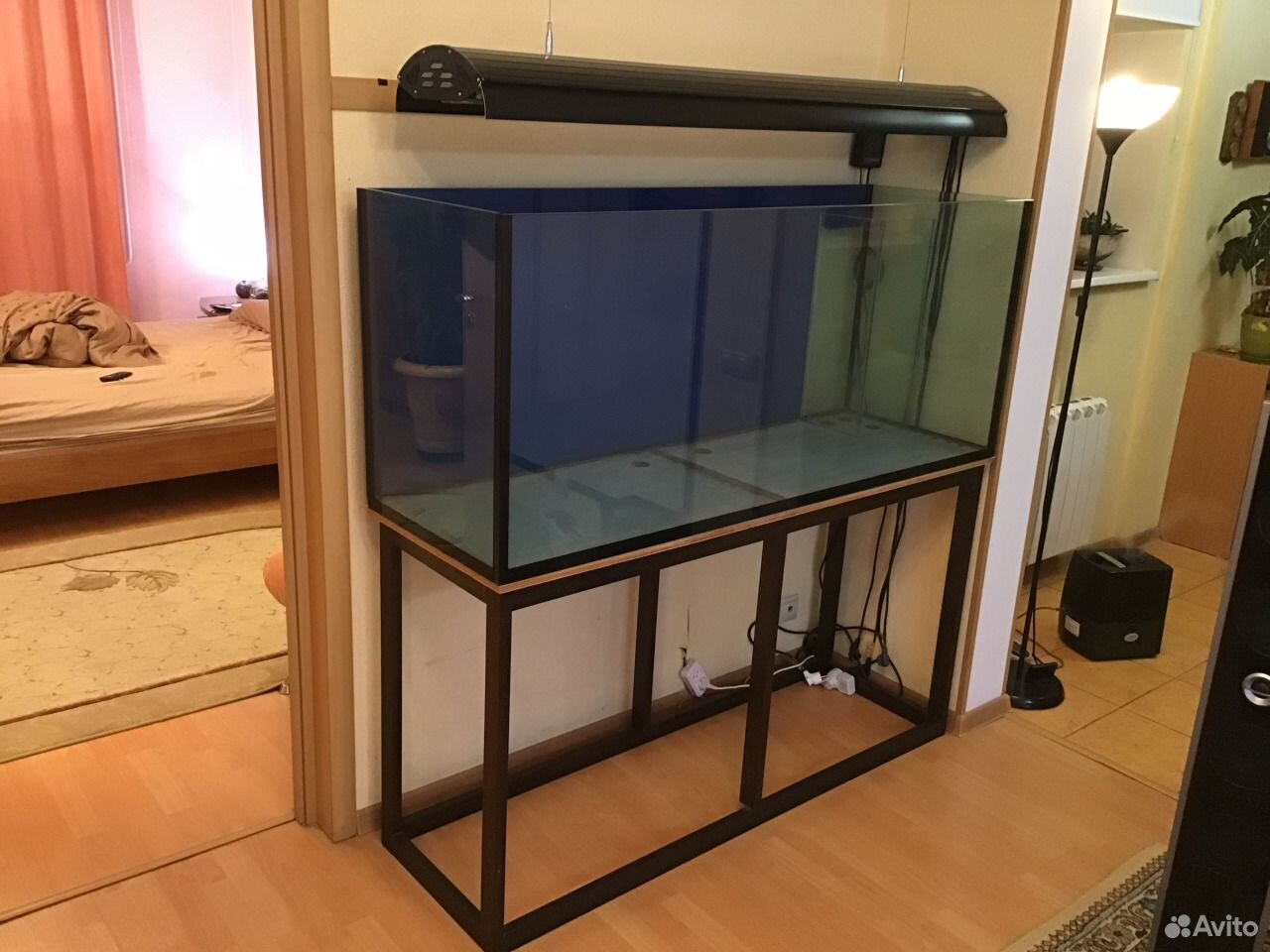 Аквариум из обесцвеченного стекла 500л под море